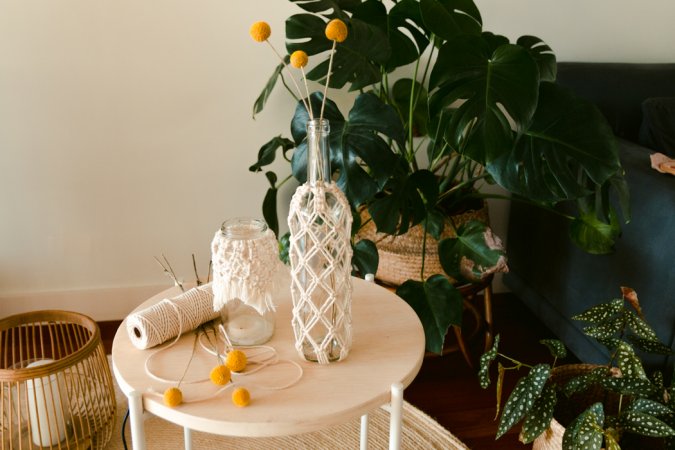 Makramee Festival T-shirt selber knüpfen - Fashion Upcycling DIY